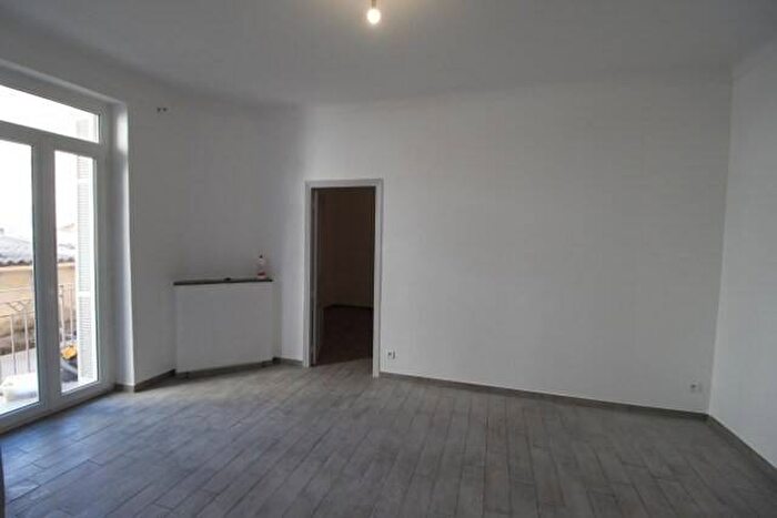 Appartement à louer - Gare, Ajaccio - 2 pièces - 1 chambre