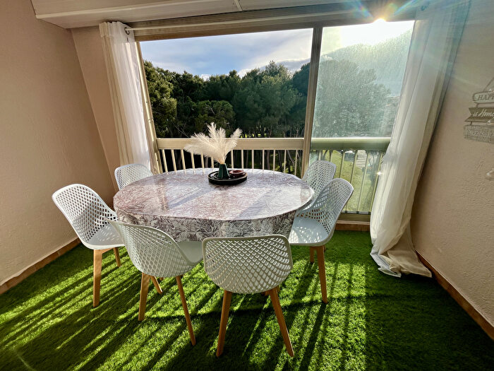 Appartement à vendre - Six-Fours-les-Plages, Font de Fillol, Rayolet, Le Brusc - 2 pièces - 1 chambre