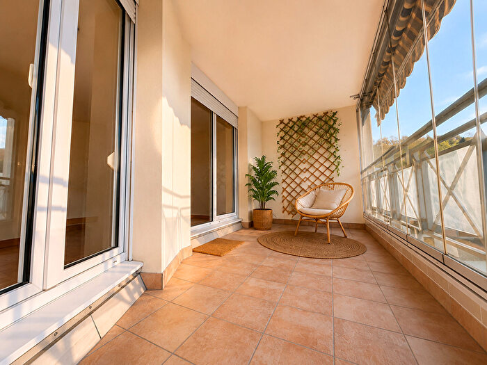 Bourgoin-Jallieu, Centre-ville, Pont Saint-Michel - Appartement 2 pièces à louer