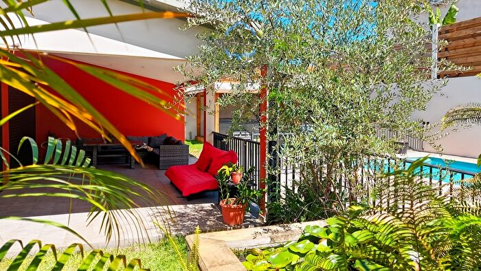 Maison à vendre - Saint-Pierre, Les Assises, Bois Noirs - 4 pièces - 3 chambres