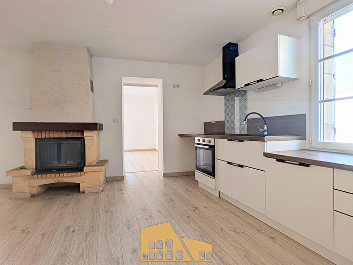 Maison à vendre - Beaufort-en-Vallée - 4 pièces - 3 chambres