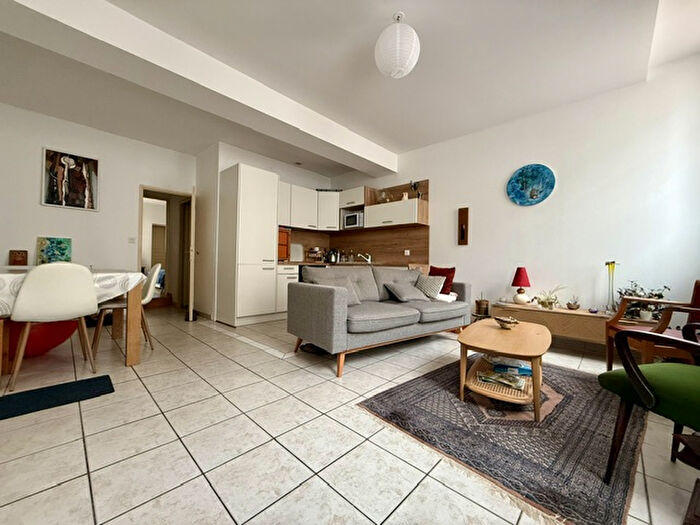 Appartement 2 pièces à Rochefort, Centre-ville, à louer