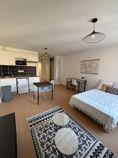 Appartement à louer - Toulouse, Château de lHers - 1 pièce