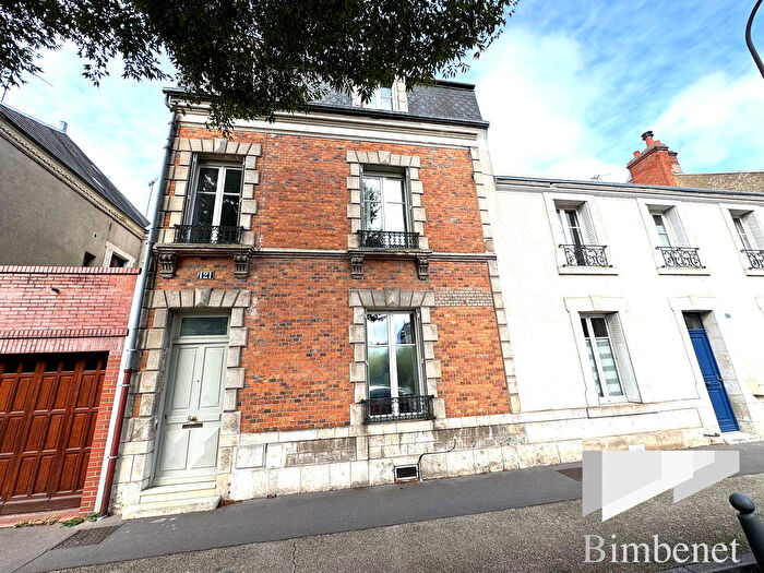 Maison à vendre - Orléans - 8 pièces - 5 chambres