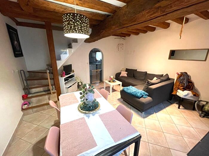 Maison 5 pièces à vendre à Villeneuve-la-Guyard