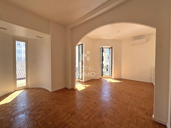 Toulon, Haute-ville - Appartement 4 pièces à vendre
