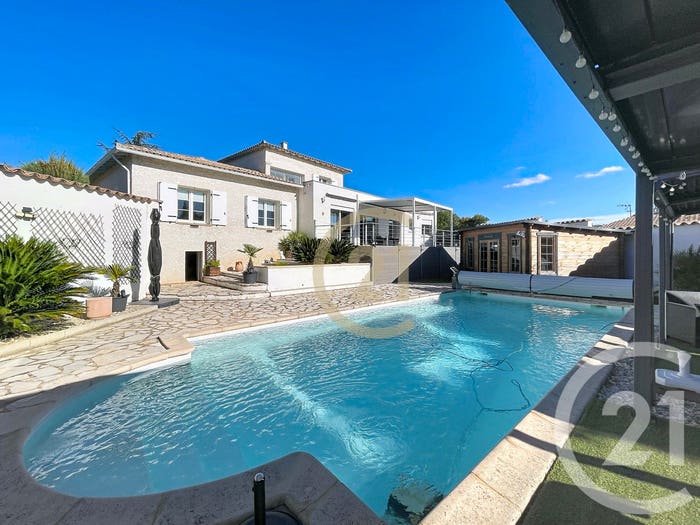 Lédenon : Maison 7 pièces à vendre