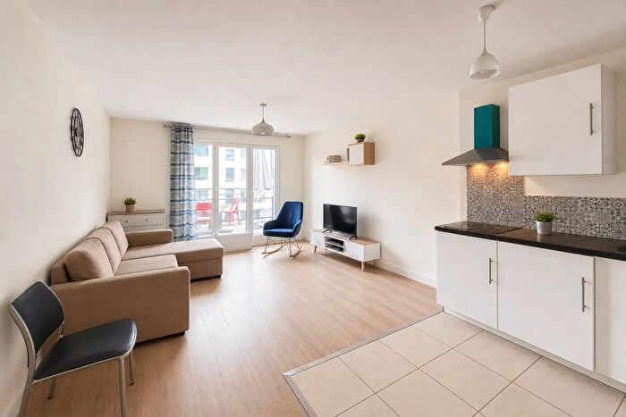 Colombes, Charles de Gaulle : Appartement 3 pièces à vendre