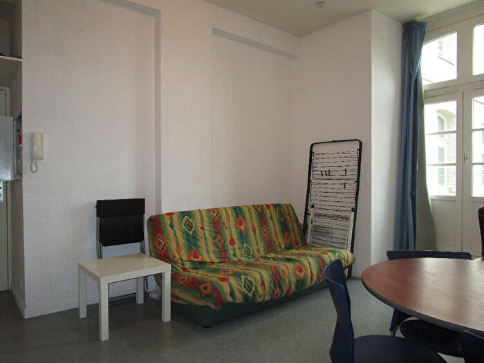 Appartement 1 pièce à Quartiers Centre, Saint-Anne, à louer