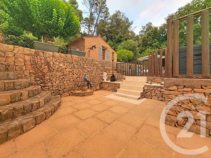 Maison 6 pièces à Entrecasteaux, à vendre