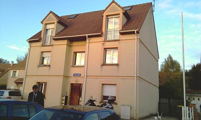 Appartement 1 pièce à Croix-Blanche-Cardinal-Bel Abord, Chilly-Mazarin, à louer