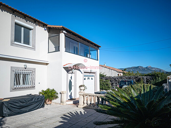 Maison à vendre - La Penne-sur-Huveaune - 5 pièces - 4 chambres