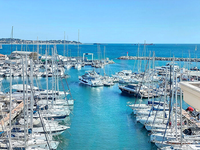 Appartement à vendre - Fréjus, Fréjus Plage - 1 pièce