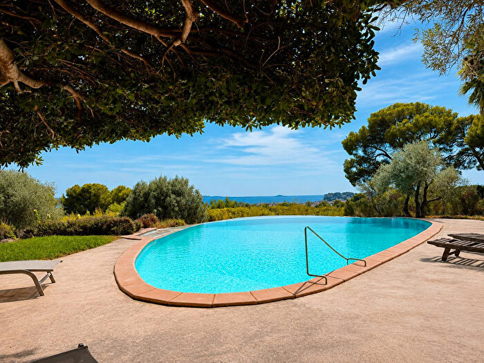 Sanary-sur-Mer, Le Baou, Saint-Roch - Maison 10 pièces à vendre