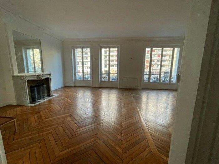 Appartement à louer - Porte Dauphine, Paris ème arrondissement - 6 pièces - 4 chambres