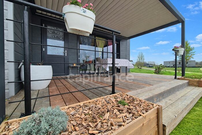 Maison à vendre - Saint-Romain-de-Benet - 3 pièces - 2 chambres