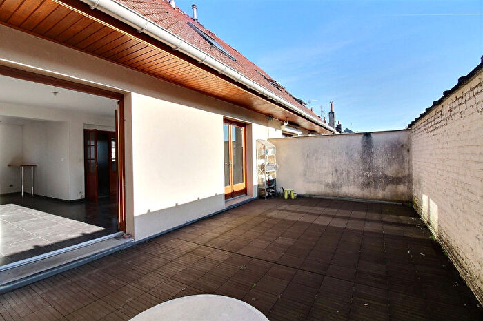 Maison 5 pièces à louer à Lomme, Mont à Camp, Marais