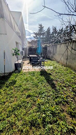 Appartement à vendre - Saint-Priest, Village - 2 pièces - 1 chambre