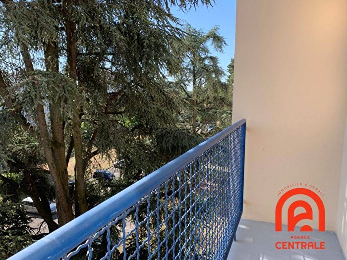 Appartement à louer - Berthaudieres, Décines-Charpieu - 2 pièces - 1 chambre