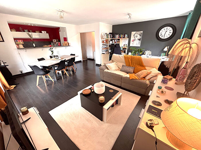 Appartement à vendre - Saint-Étienne, La Terrasse, Bel Air, Bergson, Carnot - 3 pièces - 2 chambres