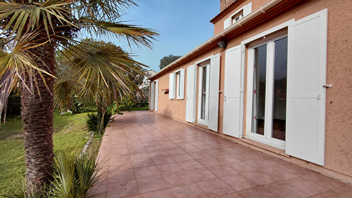 Maison 7 pièces à louer à Moltifao