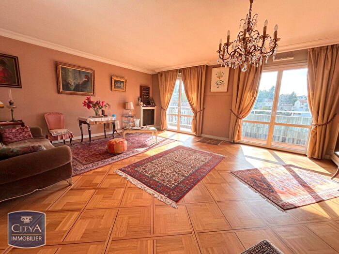 Appartement à vendre - Saint-Étienne, La Métare, Le Portail Rouge, Fauriel, Villeboeuf - 5 pièces - 3 chambres