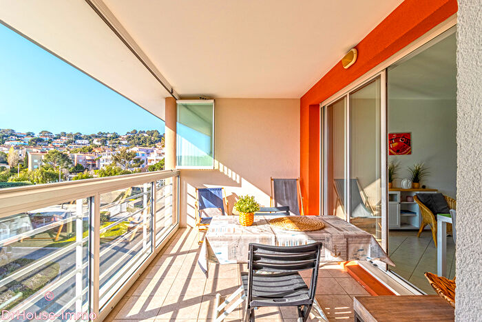 Cavalaire-sur-Mer, Centre-ville - Appartement 3 pièces à vendre