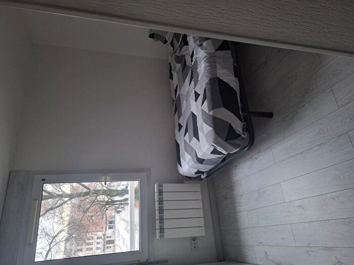 Appartement à vendre - Chambéry, Centre-ville - 4 pièces - 3 chambres