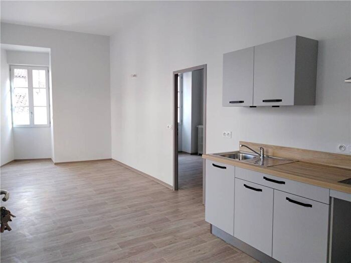 Appartement à louer - La Réole - 2 pièces - 1 chambre