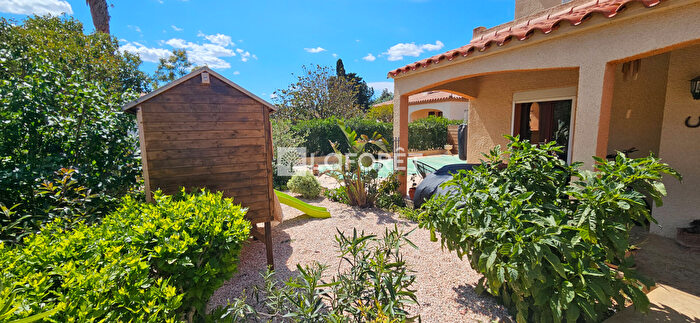 Maisons à vendre et appartements à louer - 1
