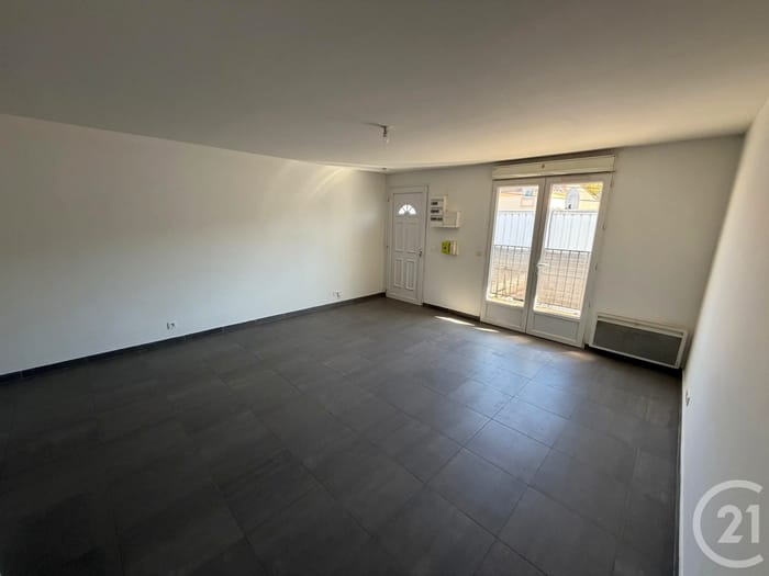 Appartement 2 pièces à louer - Fosses