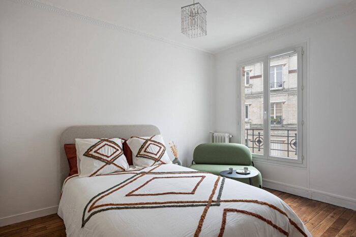 Appartement à louer - Jean Moulin-Porte dOrléans, Paris ème arrondissement - 1 pièce