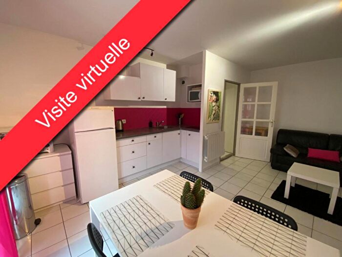 Appartement à louer - Tours, Rabelais, Tonnelle - 2 pièces - 1 chambre