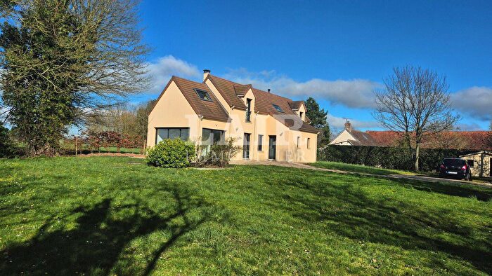 Maison à louer - Le Merlerault - 7 pièces - 4 chambres