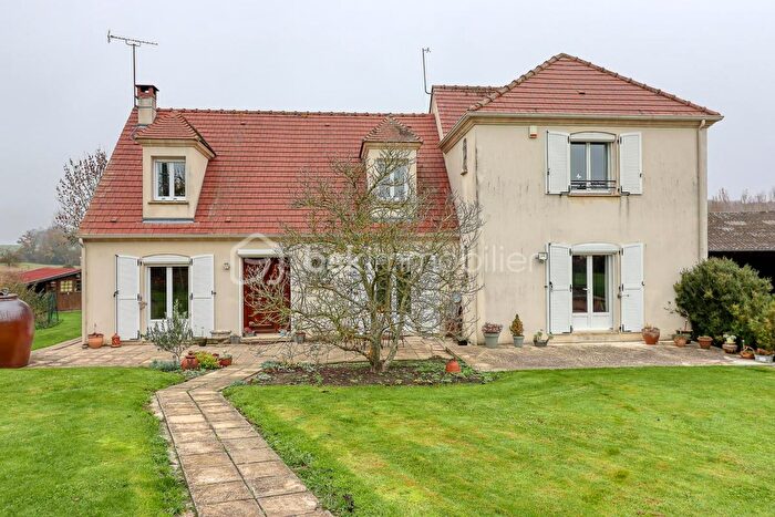 Maison à vendre - Hodenc-en-Bray - 8 pièces - 4 chambres