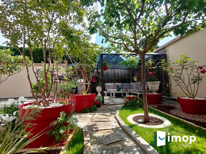 Maison à vendre - Chambly - 8 pièces - 6 chambres