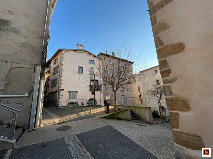 Maison à vendre - Thiers - 5 pièces - 3 chambres