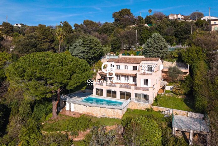 Maison à vendre - Saint-Paul-de-Vence - 8 pièces - 4 chambres