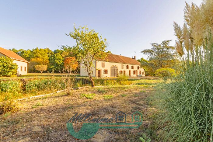 Maison 8 pièces à vendre - Villeneuve-les-Genêts