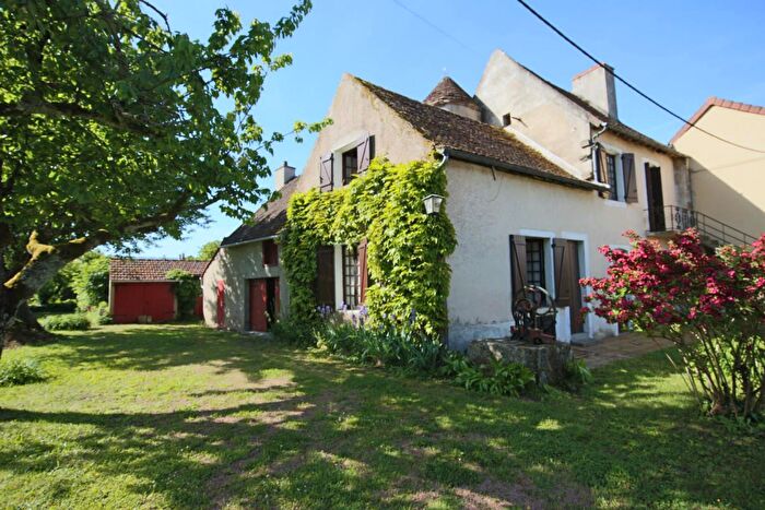 Autun, Centre-ville : Maison 7 pièces à vendre