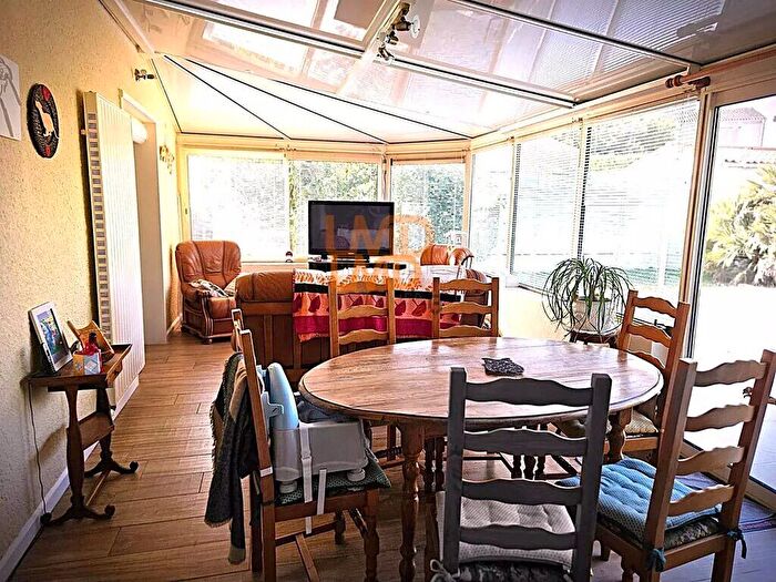 Maison à vendre - Saint-Jean-dAngély - 4 pièces - 3 chambres