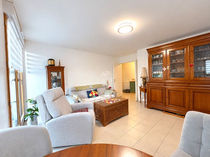 Appartement 4 pièces à vendre - Poissy, Centre-ville