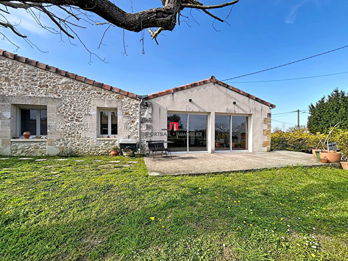 Maison à vendre - Cars - 4 pièces - 3 chambres