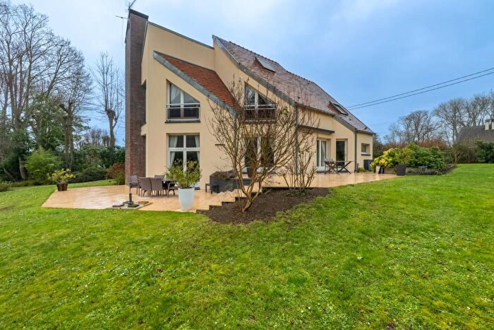 Maison à vendre - Chauvry - 8 pièces - 5 chambres