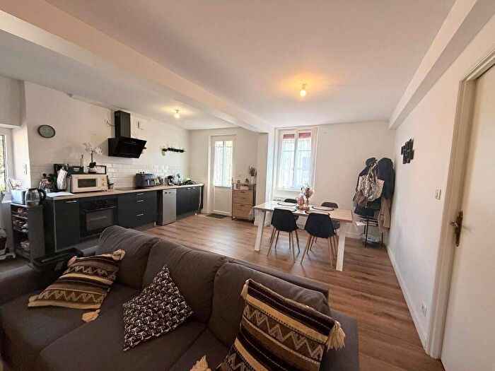 Rive Gauche, Aire-sur-l'Adour : Maison 3 pièces à louer