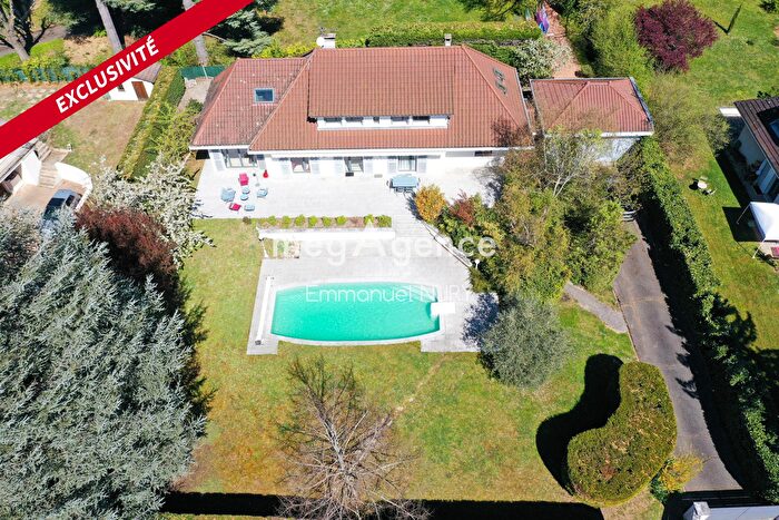 Maison 7 pièces à Charbonnières-les-Bains, à vendre