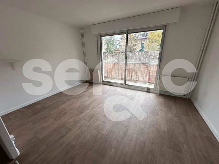 Appartement à louer - Reims, Centre-ville - 1 pièce