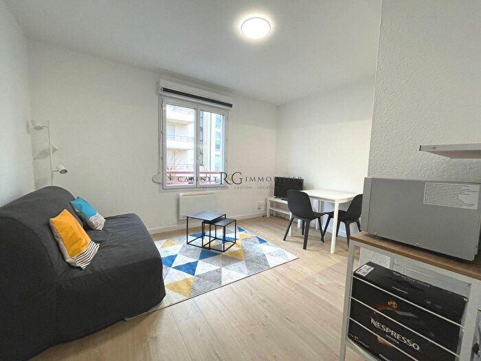 Appartement 1 pièce à Sablon, Metz, à louer
