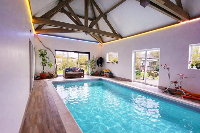 Maison à vendre - Cabourg, Centre-ville, Clos Pasteur, Cap Cabourg - 6 pièces - 5 chambres