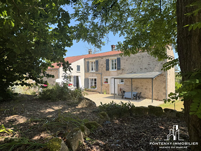 Maison à vendre - Saint-Cyr-des-Gâts - 7 pièces - 3 chambres